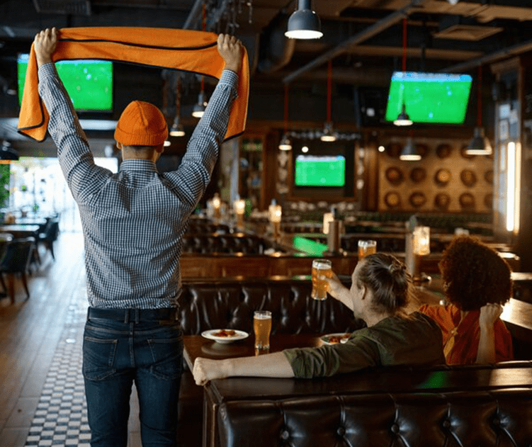 Unwind and Cheer for Your Team at the Top Sports Bar in Dubai!