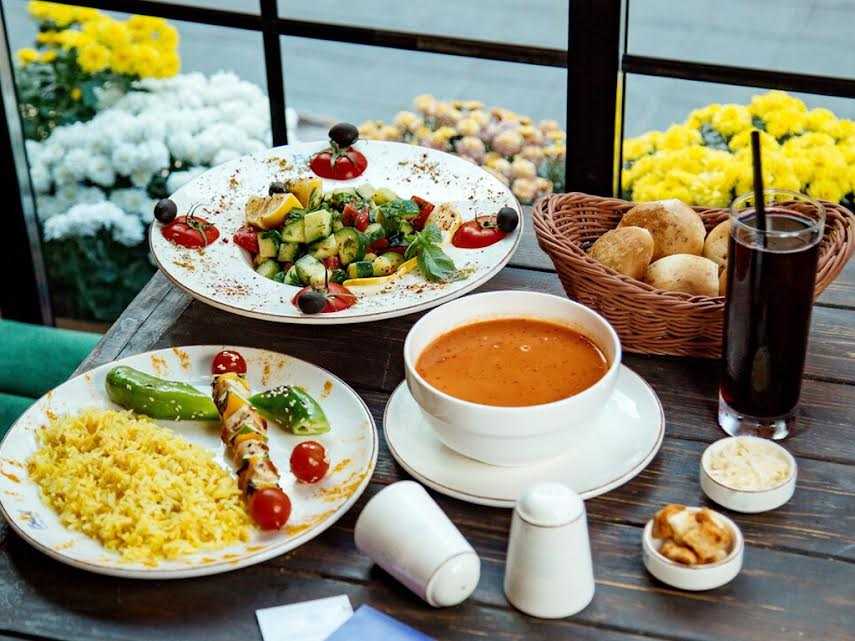 What Makes these Sunday Brunches in Dubai so Delicious?